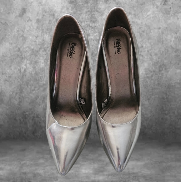 Mossimo Supply Co. | Shoes | Mossimo Metallic Silver Heels | Poshmark